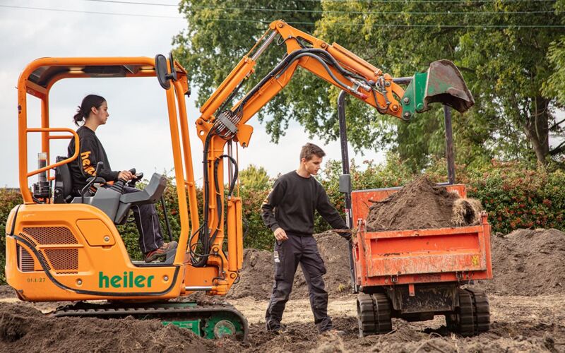 Arbeitgeber - Karriere bei heiler Sportplatzbau
